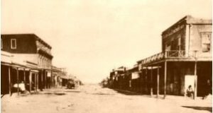 Tombstone 1882 - The Real Story of the Town Too Tough to Die!